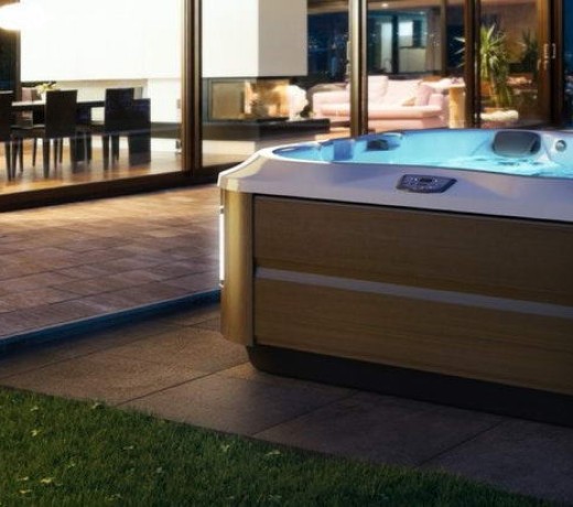 Vířivka Jacuzzi J335 | EuroWellness