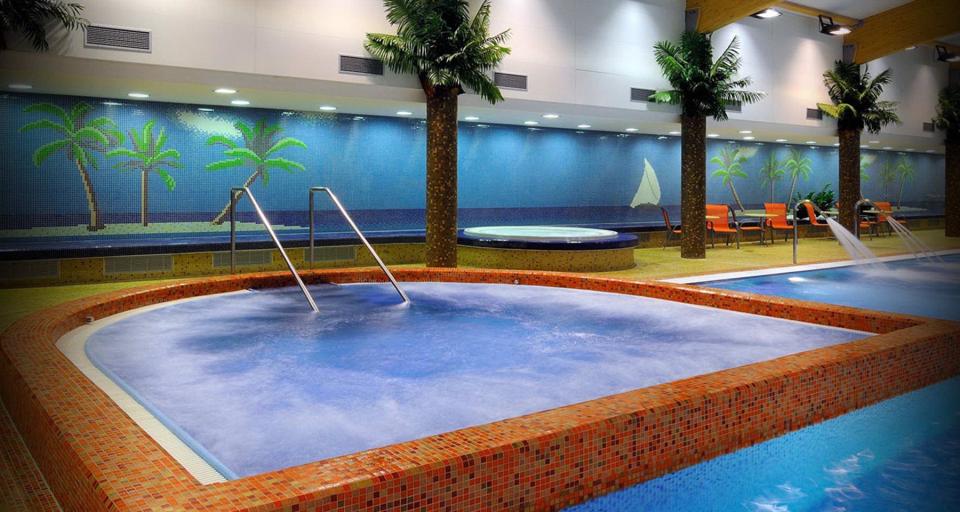 Komerční vířivka Hotel Wellness Step - EuroWellness s.r.o.