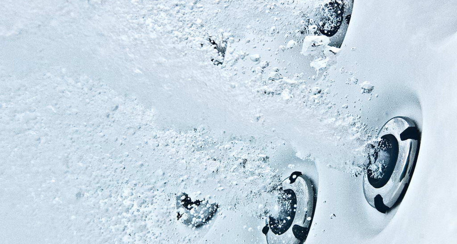 Vířivky a trysky - EuroWellness s.r.o.